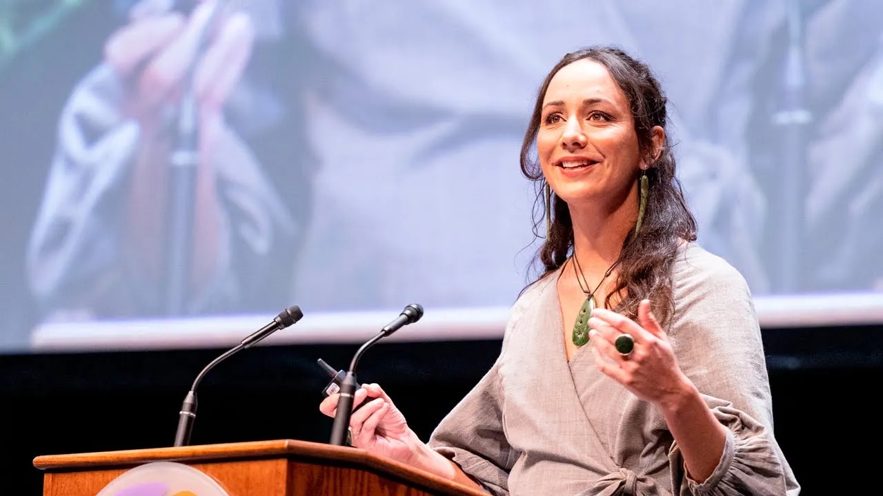 Erin Matariki Carr – The Resurgence of Māori Law: The Constitutional ...