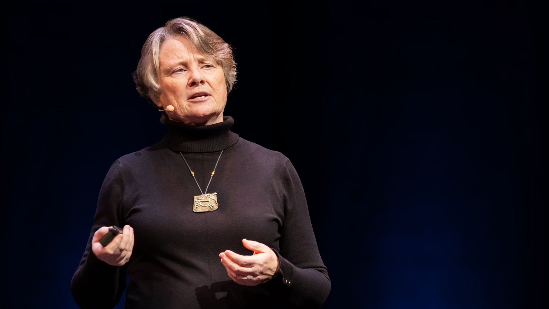 Janine Benyus – Becoming a Welcome Species: Biomimicry and the Art of ...